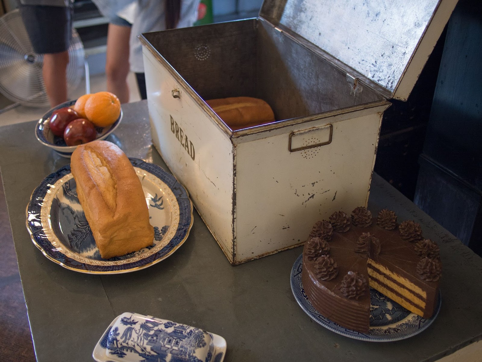 How to Store Bread To Maintain Freshness (Best Practices) – Home Clean ...